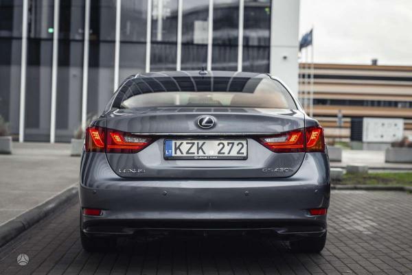Pelēks Lexus GS 450h 2013 Viļņa, ar dzinēja tilpumu 3.46 L un nobraukumu 196 tūkst. km par 13600 €, foto 4 vietnē AUTOMOTO.COM.LV