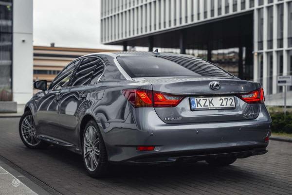 Pelēks Lexus GS 450h 2013 Viļņa, ar dzinēja tilpumu 3.46 L un nobraukumu 196 tūkst. km par 13600 €, foto 6 vietnē AUTOMOTO.COM.LV