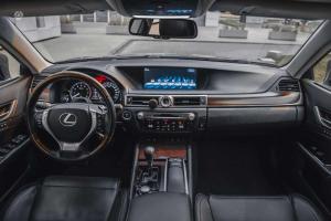 Pelēks Lexus GS 450h 2013 Viļņa, ar dzinēja tilpumu 3.46 L un nobraukumu 196 tūkst. km par 13600 €, foto 30 vietnē AUTOMOTO.COM.LV