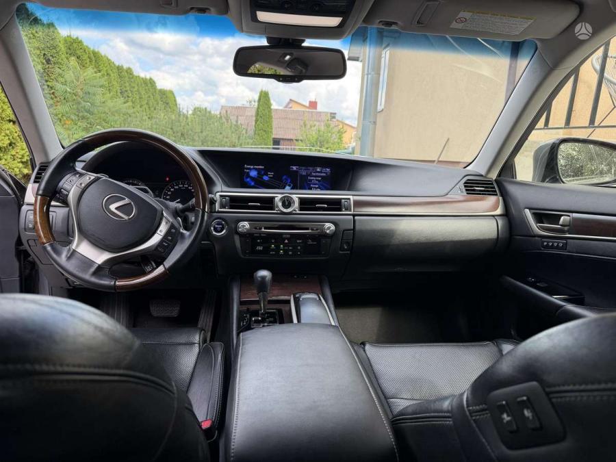 Grey Lexus GS 450h 2013 in Ukmerge, with an engine capacity of 3.46 L and mileage of 204 thousand km for 13500 €, photo 7 on AUTOMOTO.COM.LV