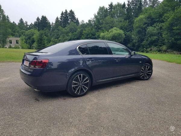 Violet Lexus GS 450h 2007 in Vilnius, with an engine capacity of 3.50 L and mileage of 315 thousand km for 6200 €, photo 2 on AUTOMOTO.COM.LV