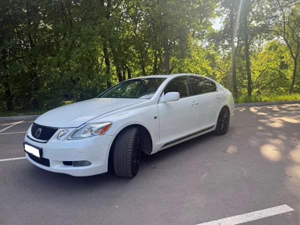 White Lexus GS 450h 2007 in Kaunas, with an engine capacity of 3.50 L and mileage of 209 thousand km for 5800 €, photo 4 on AUTOMOTO.COM.LV