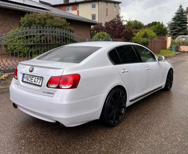 Balts Lexus GS 450h 2008 Viļņa, ar dzinēja tilpumu 3.46 L un nobraukumu 160 tūkst. km par 7400 €, foto 2 vietnē AUTOMOTO.COM.LV