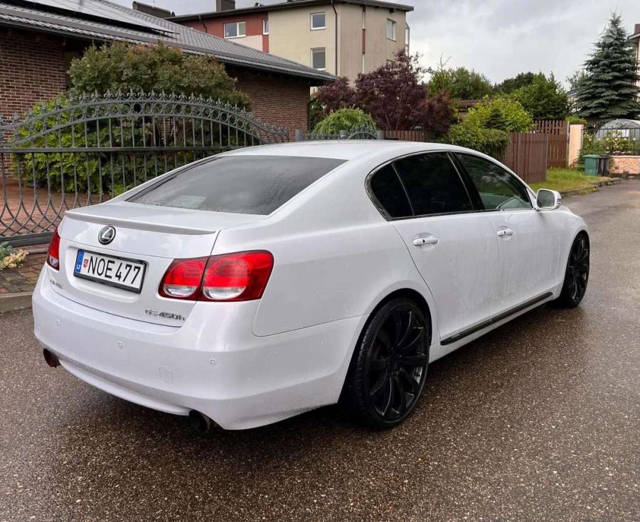 White Lexus GS 450h 2008 in Vilnius, with an engine capacity of 3.46 L and mileage of 160 thousand km for 7400 €, photo 3 on AUTOMOTO.COM.LV