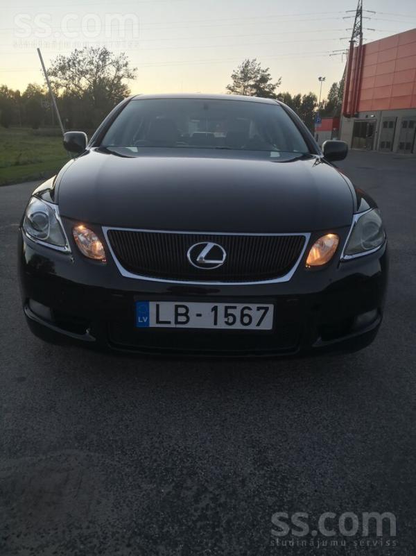 Black Lexus GS 2006 in Madona, with an engine capacity of 3.00 L and mileage of 284 thousand km for 2600 €, photo 3 on AUTOMOTO.COM.LV