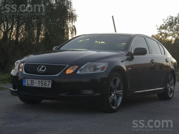 Black Lexus GS 2006 in Madona, with an engine capacity of 3.00 L and mileage of 284 thousand km for 2600 €, photo 5 on AUTOMOTO.COM.LV