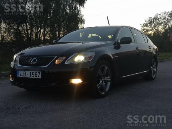 Black Lexus GS 2006 in Madona, with an engine capacity of 3.00 L and mileage of 284 thousand km for 2600 €, photo 9 on AUTOMOTO.COM.LV
