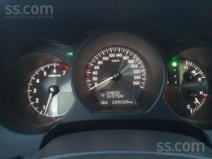 Melns Lexus GS 2006 Madona, ar dzinēja tilpumu 3.00 L un nobraukumu 284 tūkst. km par 2600 €, foto 13 vietnē AUTOMOTO.COM.LV