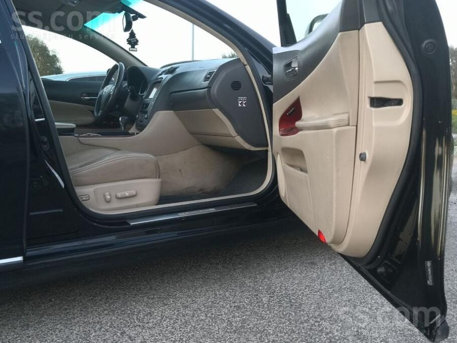 Melns Lexus GS 2006 Madona, ar dzinēja tilpumu 3.00 L un nobraukumu 284 tūkst. km par 2600 €, foto 19 vietnē AUTOMOTO.COM.LV