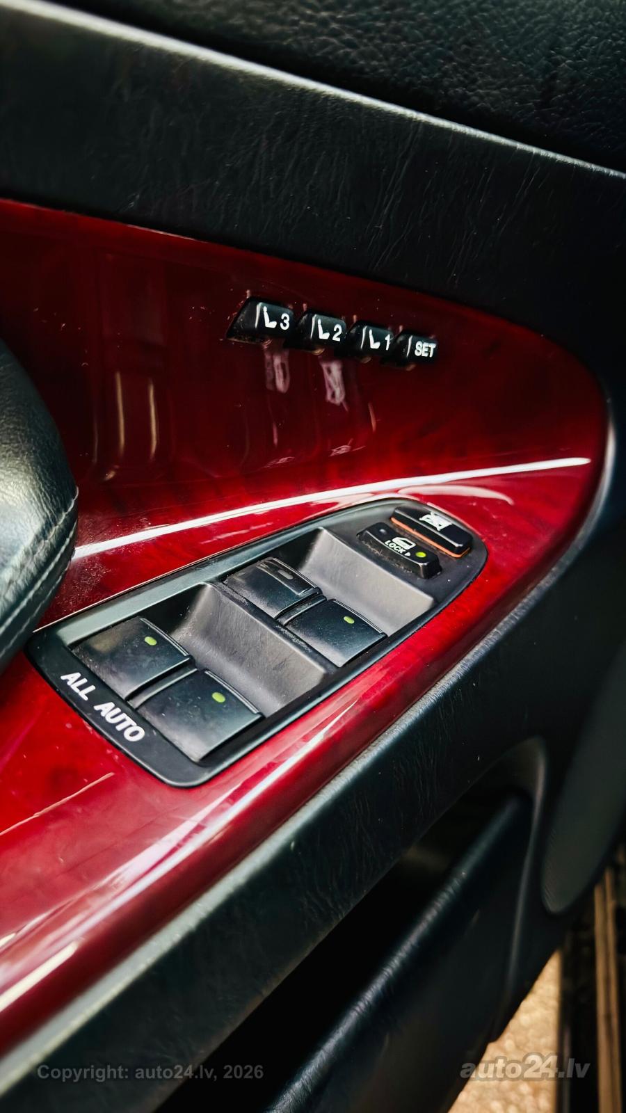 Melns Lexus GS 2005 Tartu, ar dzinēja tilpumu 3.00 L un nobraukumu 298 tūkst. km par 3190 €, foto 10 vietnē AUTOMOTO.COM.LV