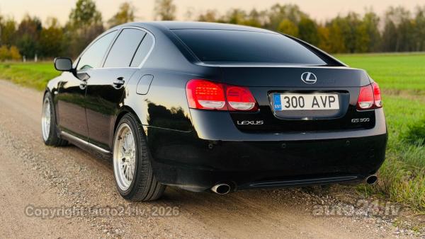Melns Lexus GS 2005 Tartu, ar dzinēja tilpumu 3.00 L un nobraukumu 298 tūkst. km par 3190 €, foto 11 vietnē AUTOMOTO.COM.LV