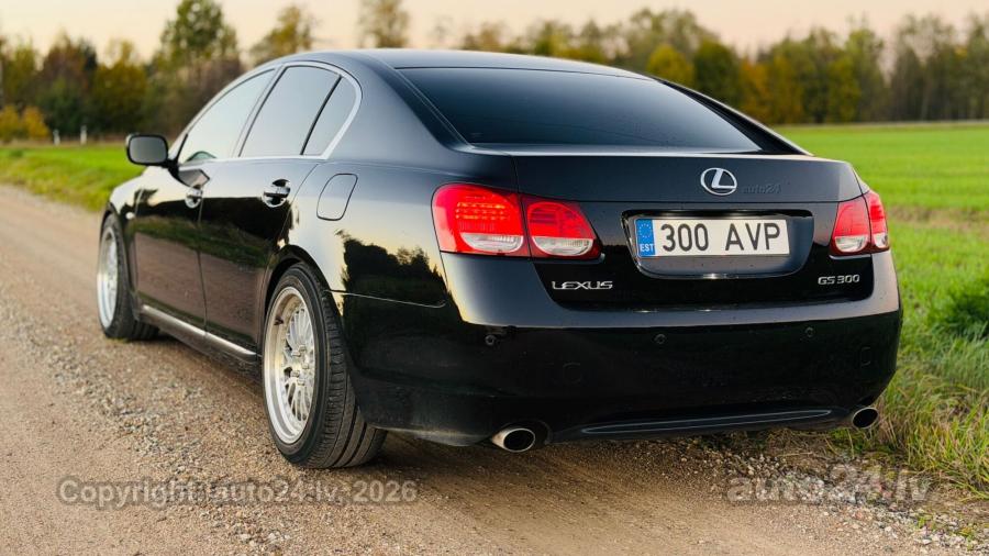 Melns Lexus GS 2005 Tartu, ar dzinēja tilpumu 3.00 L un nobraukumu 298 tūkst. km par 3190 €, foto 11 vietnē AUTOMOTO.COM.LV