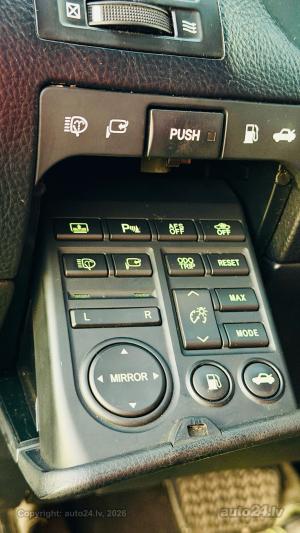 Melns Lexus GS 2005 Tartu, ar dzinēja tilpumu 3.00 L un nobraukumu 298 tūkst. km par 3190 €, foto 13 vietnē AUTOMOTO.COM.LV