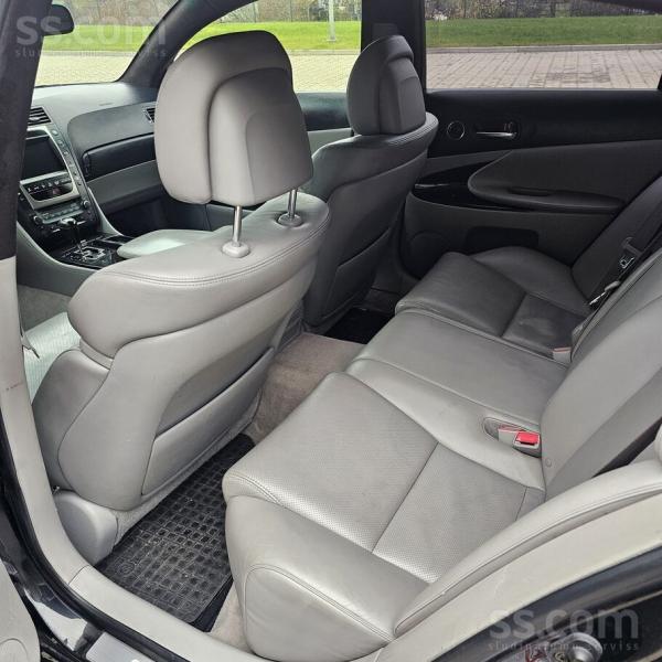 Melns Lexus GS 2006 Rīga, ar dzinēja tilpumu 3.00 L un nobraukumu 273 tūkst. km par 3490 €, foto 11 vietnē AUTOMOTO.COM.LV