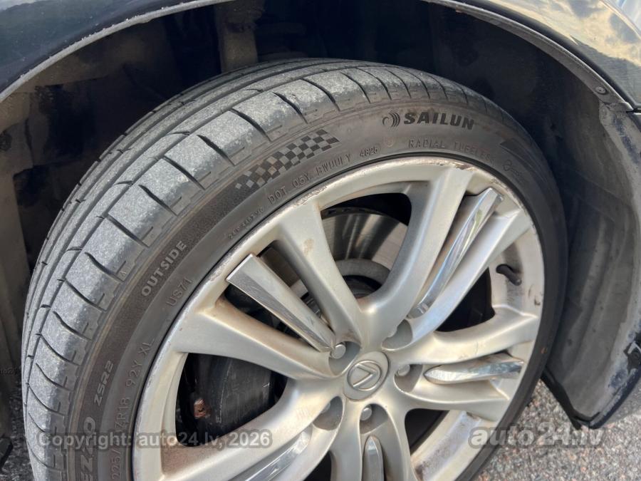 Black Lexus GS 2007 in Tallinn, with an engine capacity of 3.00 L and mileage of 335 thousand km for 5499 €, photo 14 on AUTOMOTO.COM.LV