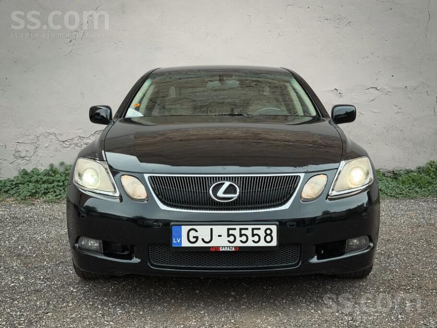 Black Lexus GS 2007 in Riga, with an engine capacity of 3.00 L and mileage of 300 thousand km for 1650 €, photo 5 on AUTOMOTO.COM.LV