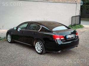 Black Lexus GS 2007 in Riga, with an engine capacity of 3.00 L and mileage of 300 thousand km for 1650 €, photo 6 on AUTOMOTO.COM.LV