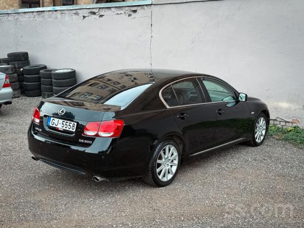 Melns Lexus GS 2007 Rīga, ar dzinēja tilpumu 3.00 L un nobraukumu 300 tūkst. km par 1650 €, foto 7 vietnē AUTOMOTO.COM.LV