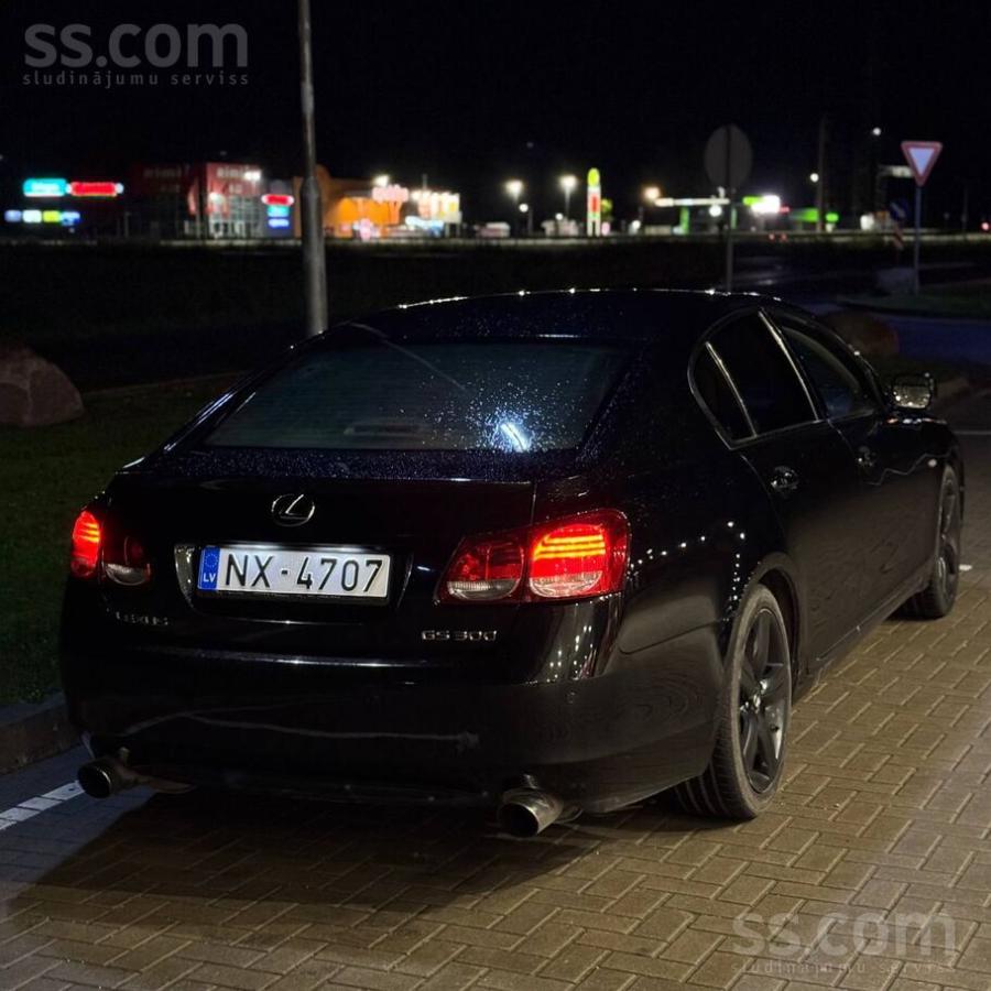 Black Lexus GS 2007 in Riga, with an engine capacity of 3.00 L and mileage of 329 thousand km for 1500 €, photo 19 on AUTOMOTO.COM.LV