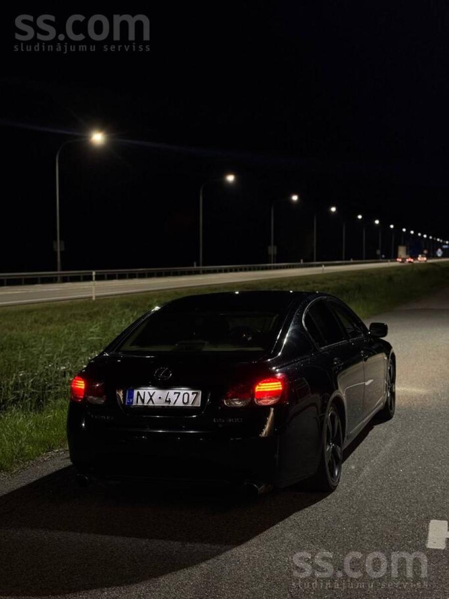 Black Lexus GS 2007 in Riga, with an engine capacity of 3.00 L and mileage of 329 thousand km for 1500 €, photo 21 on AUTOMOTO.COM.LV