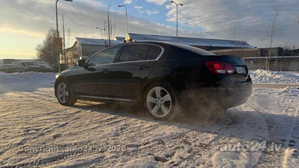 Черный Лексус ГС 2008 в Таллин, объемом двигателя 3.00 л и пробегом 289 тыс. км за 5000 €, фото 4 на AUTOMOTO.COM.LV