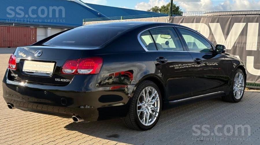 Black Lexus GS 2008 in Liepaja, with an engine capacity of 3.50 L and mileage of 222 thousand km for 5350 €, photo 5 on AUTOMOTO.COM.LV