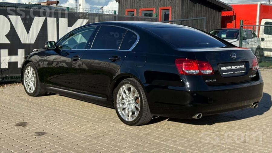 Black Lexus GS 2008 in Liepaja, with an engine capacity of 3.50 L and mileage of 222 thousand km for 5350 €, photo 7 on AUTOMOTO.COM.LV