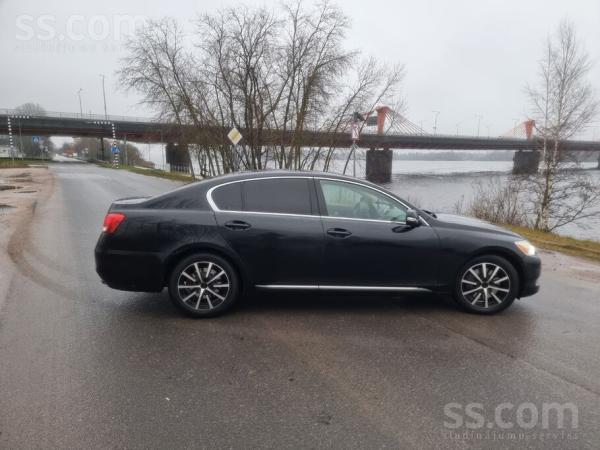 Melns Lexus GS 2009 Rīga, ar dzinēja tilpumu 3.00 L un nobraukumu 215 tūkst. km par 3700 €, foto 4 vietnē AUTOMOTO.COM.LV
