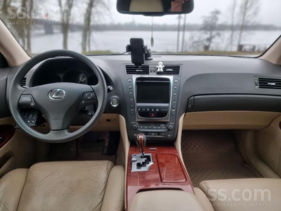 Melns Lexus GS 2009 Rīga, ar dzinēja tilpumu 3.00 L un nobraukumu 215 tūkst. km par 3700 €, foto 5 vietnē AUTOMOTO.COM.LV