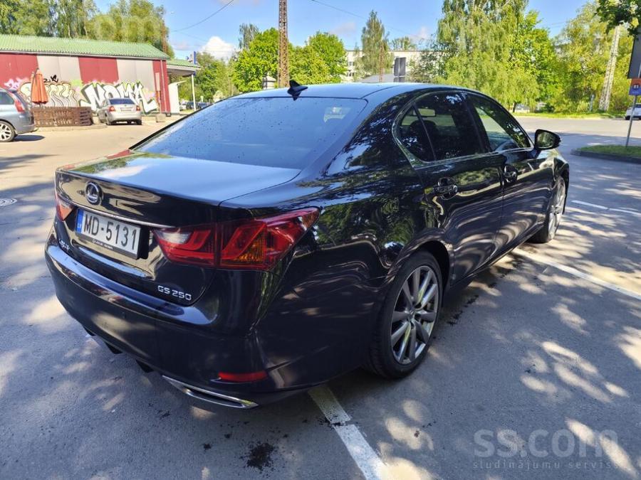 Melns Lexus GS 2012 Rīga, ar dzinēja tilpumu 2.50 L un nobraukumu 296 tūkst. km par 11490 €, foto 3 vietnē AUTOMOTO.COM.LV