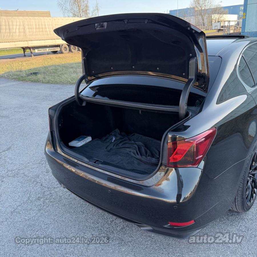 Melns Lexus GS 2012 Tallina, ar dzinēja tilpumu 3.50 L un nobraukumu 298 tūkst. km par 12699 €, foto 19 vietnē AUTOMOTO.COM.LV