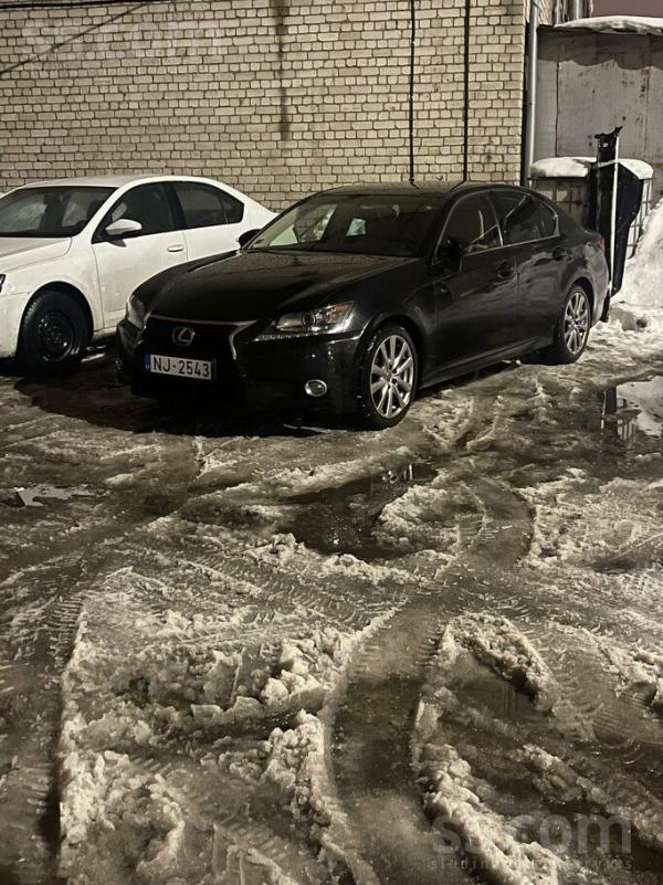 Black Lexus GS 2013 in Riga, with an engine capacity of 2.50 L and mileage of 186 thousand km for 12500 €, photo 1 on AUTOMOTO.COM.LV
