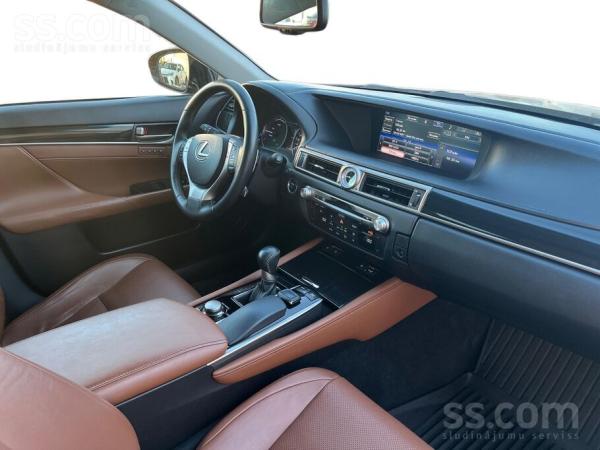 Melns Lexus GS 2015 Rīga, ar dzinēja tilpumu 3.00 L un nobraukumu 214 tūkst. km par 17800 €, foto 6 vietnē AUTOMOTO.COM.LV