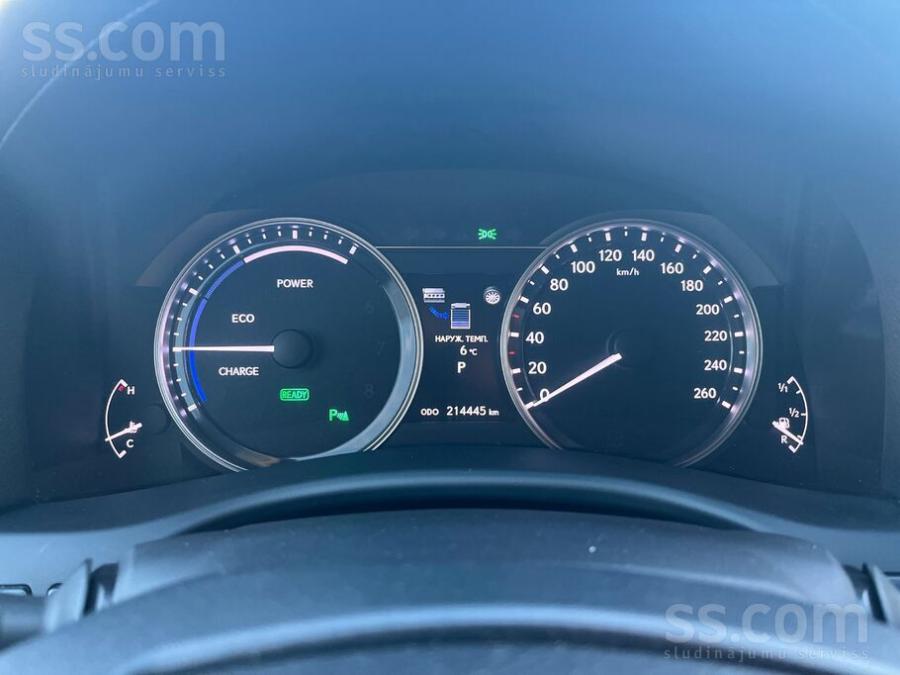 Black Lexus GS 2015 in Riga, with an engine capacity of 3.00 L and mileage of 214 thousand km for 17800 €, photo 14 on AUTOMOTO.COM.LV