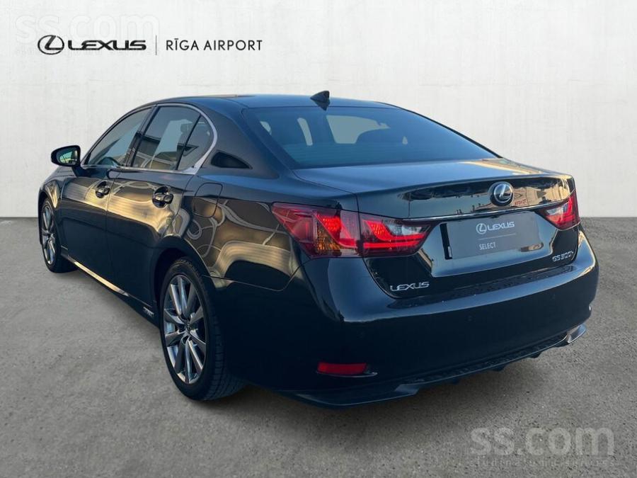 Black Lexus GS 2015 in Riga, with an engine capacity of 3.00 L and mileage of 214 thousand km for 17800 €, photo 18 on AUTOMOTO.COM.LV