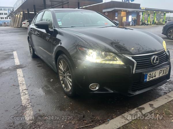 Melns Lexus GS 2015 Tallina, ar dzinēja tilpumu 3.50 L un nobraukumu 580 tūkst. km par 10200 €, foto 2 vietnē AUTOMOTO.COM.LV