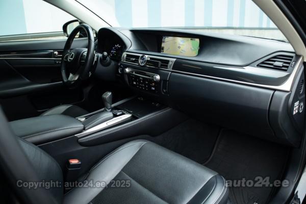 Melns Lexus GS 2016 Tallina, ar dzinēja tilpumu 3.50 L un nobraukumu 154 tūkst. km par 30000 €, foto 11 vietnē AUTOMOTO.COM.LV