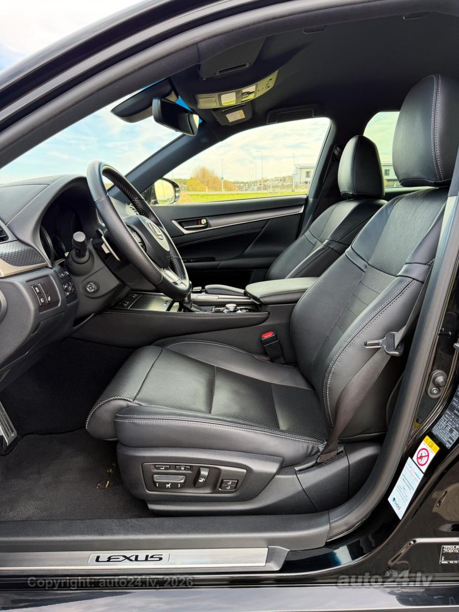 Melns Lexus GS 2016 Tallina, ar dzinēja tilpumu 2.00 L un nobraukumu 100 tūkst. km par 24200 €, foto 12 vietnē AUTOMOTO.COM.LV