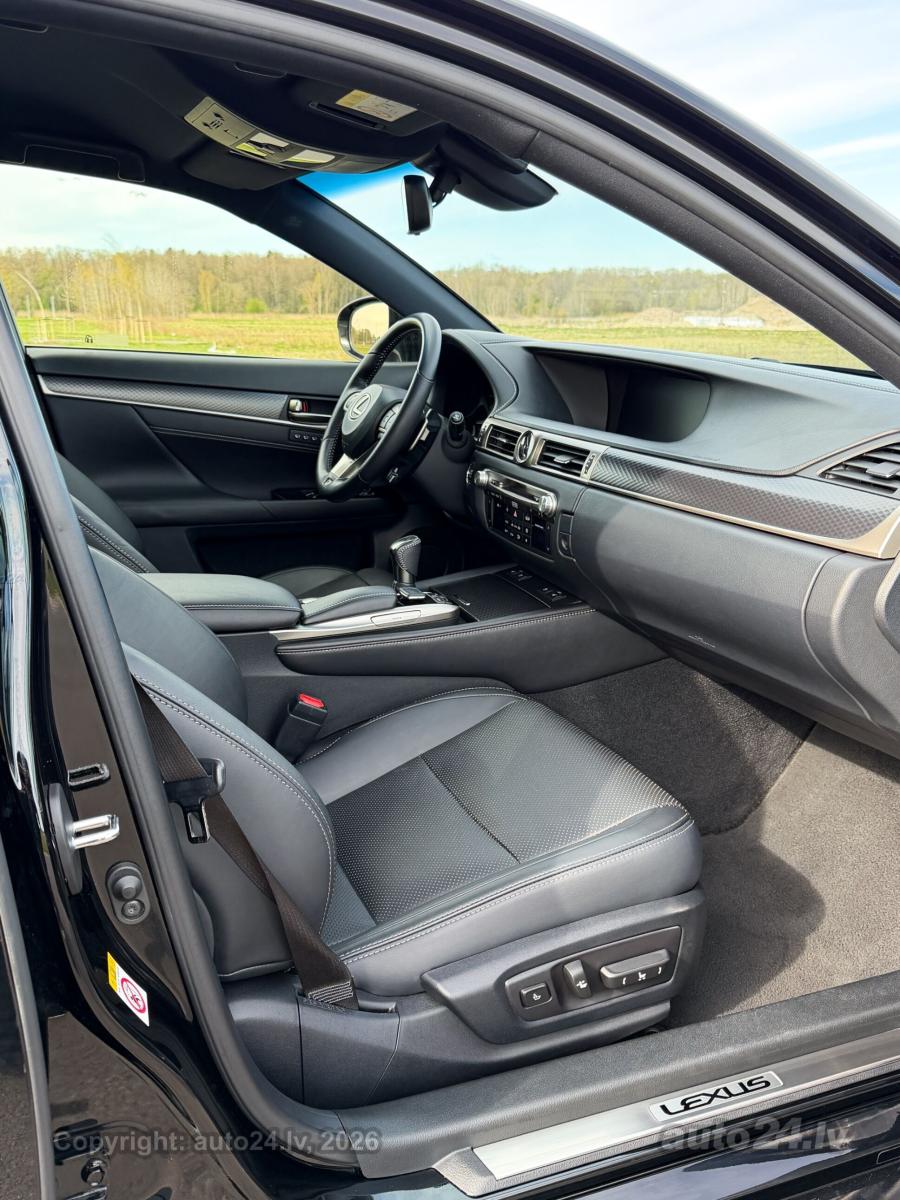 Melns Lexus GS 2016 Tallina, ar dzinēja tilpumu 2.00 L un nobraukumu 100 tūkst. km par 24200 €, foto 15 vietnē AUTOMOTO.COM.LV