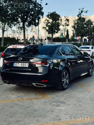 Black Lexus GS 2016 in Riga, with an engine capacity of 2.00 L and mileage of 229 thousand km for 18900 €, photo 3 on AUTOMOTO.COM.LV