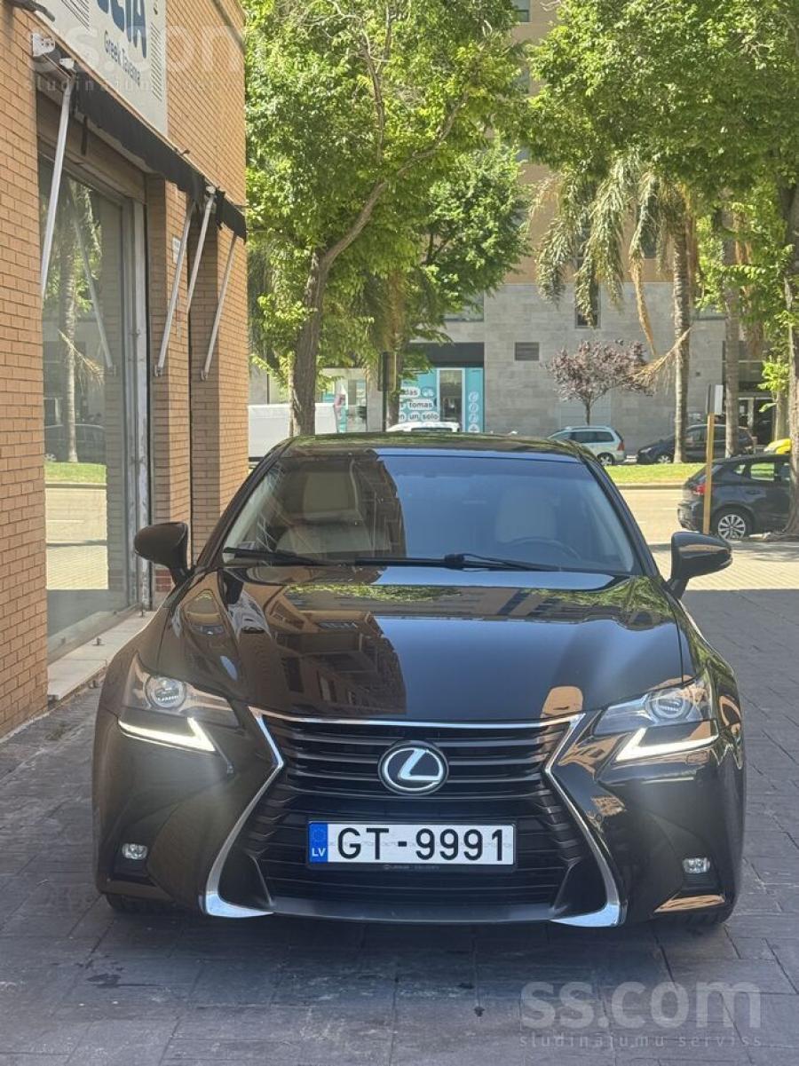 Black Lexus GS 2016 in Riga, with an engine capacity of 2.00 L and mileage of 229 thousand km for 18900 €, photo 12 on AUTOMOTO.COM.LV