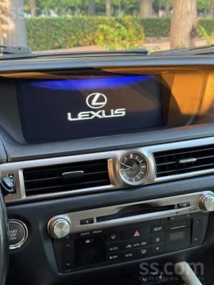 Black Lexus GS 2016 in Riga, with an engine capacity of 2.00 L and mileage of 229 thousand km for 18900 €, photo 15 on AUTOMOTO.COM.LV