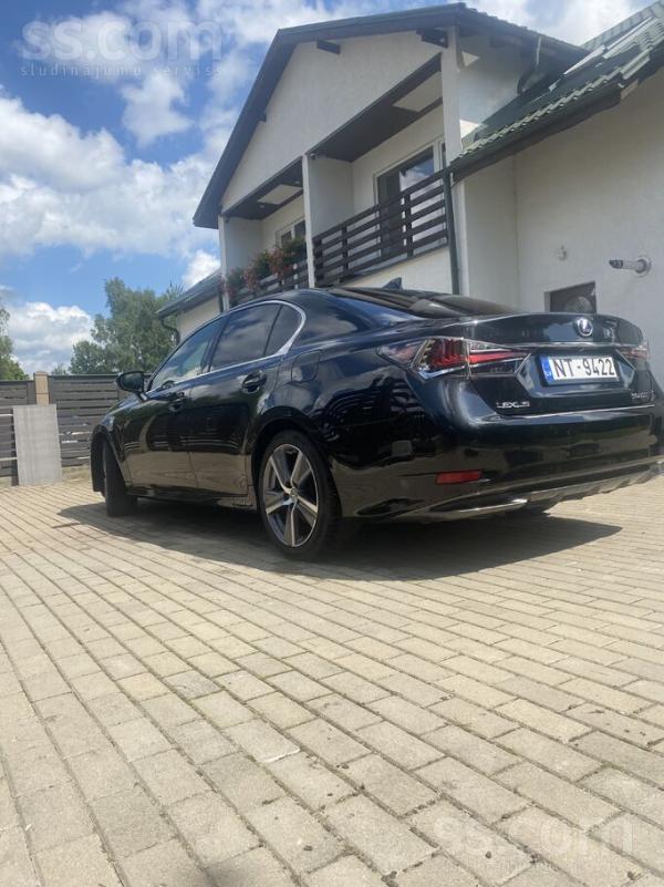 Black Lexus GS 2017 in Riga, with an engine capacity of 2.50 L and mileage of 200 thousand km for 22000 €, photo 2 on AUTOMOTO.COM.LV