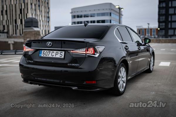 Melns Lexus GS 2017 Tallina, ar dzinēja tilpumu 2.50 L un nobraukumu 188 tūkst. km par 19999 €, foto 10 vietnē AUTOMOTO.COM.LV