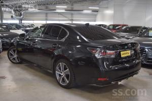 Black Lexus GS 2018 in Riga, with an engine capacity of 2.50 L and mileage of 136 thousand km for 21900 €, photo 3 on AUTOMOTO.COM.LV