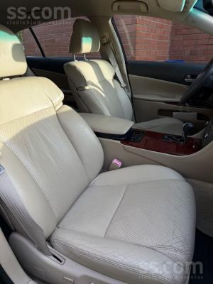 Blue Lexus GS 2005 in Riga, with an engine capacity of 3.00 L and mileage of 315 thousand km for 2550 €, photo 15 on AUTOMOTO.COM.LV