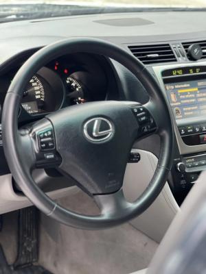 Zils Lexus GS 2005 Rīga, ar dzinēja tilpumu 3.00 L un nobraukumu 218 tūkst. km par 4600 €, foto 8 vietnē AUTOMOTO.COM.LV
