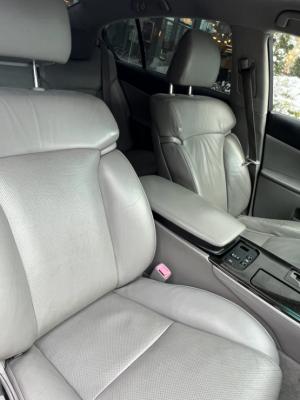 Zils Lexus GS 2005 Rīga, ar dzinēja tilpumu 3.00 L un nobraukumu 218 tūkst. km par 4600 €, foto 13 vietnē AUTOMOTO.COM.LV