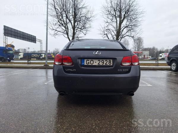 Blue Lexus GS 2006 in Liepaja, with an engine capacity of 3.00 L and mileage of 400 thousand km for 1150 €, photo 3 on AUTOMOTO.COM.LV