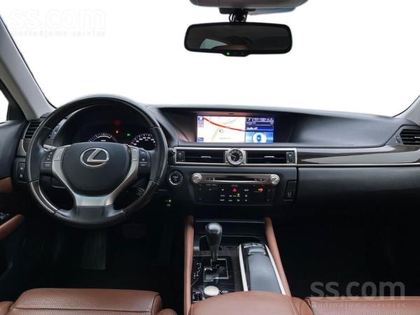 Blue Lexus GS 2012 in Riga, with an engine capacity of 3.50 L and mileage of 288 thousand km for 13800 €, photo 8 on AUTOMOTO.COM.LV